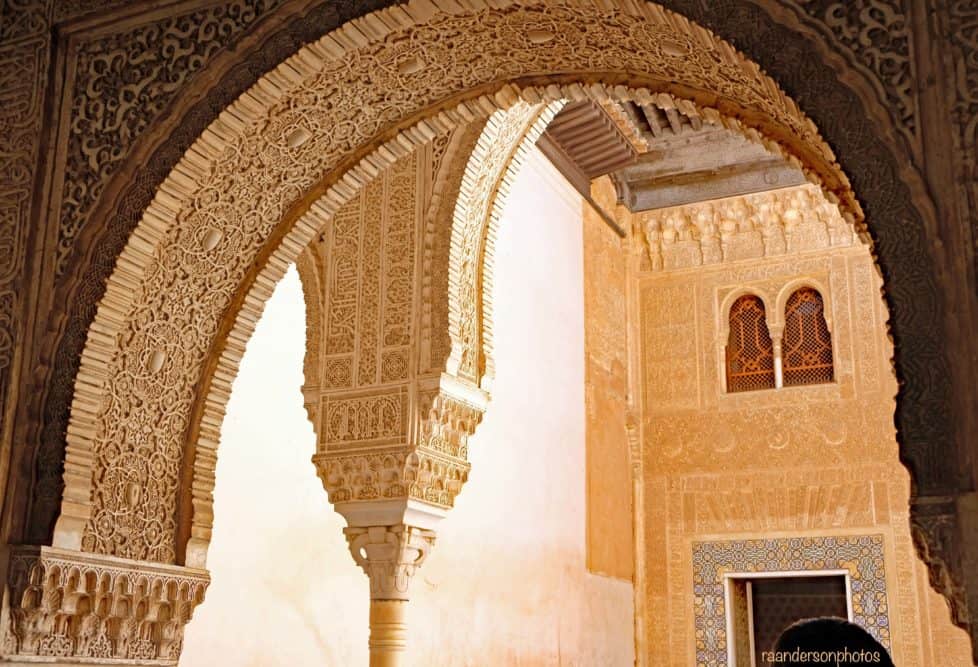 30 Beautiful Alhambra Photos - Loving Life on the Go
